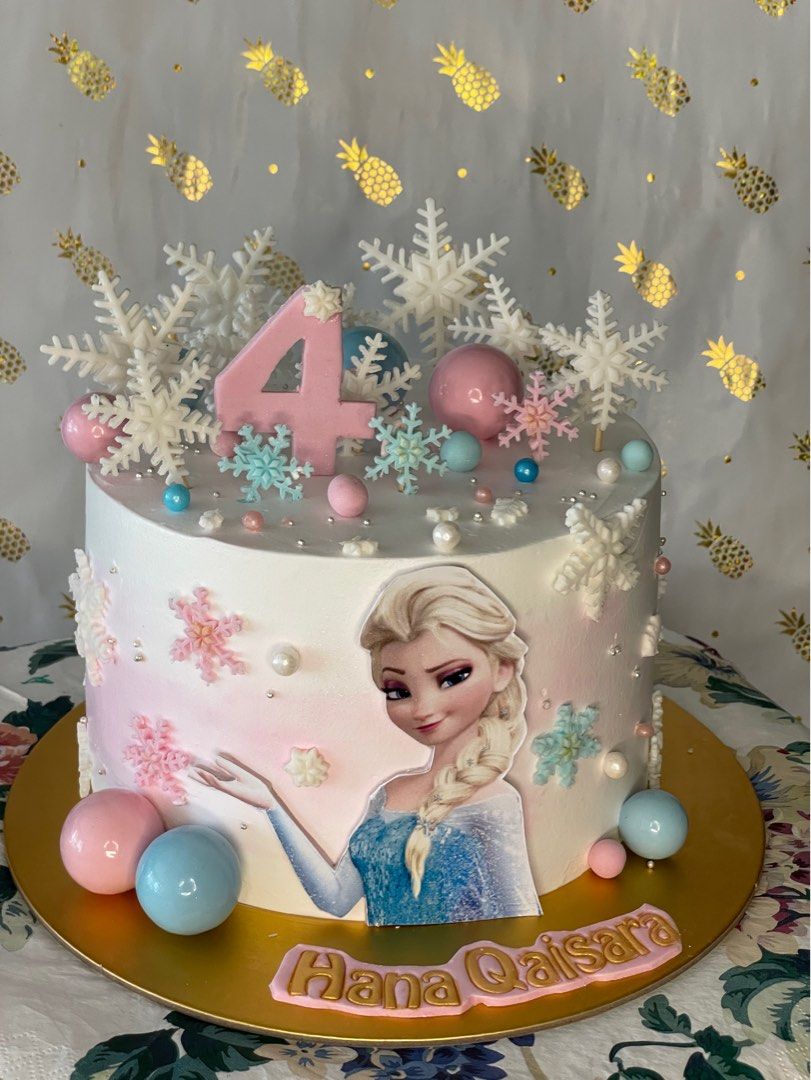 Elsa cake, Food & Drinks, Homemade Bakes on Carousell