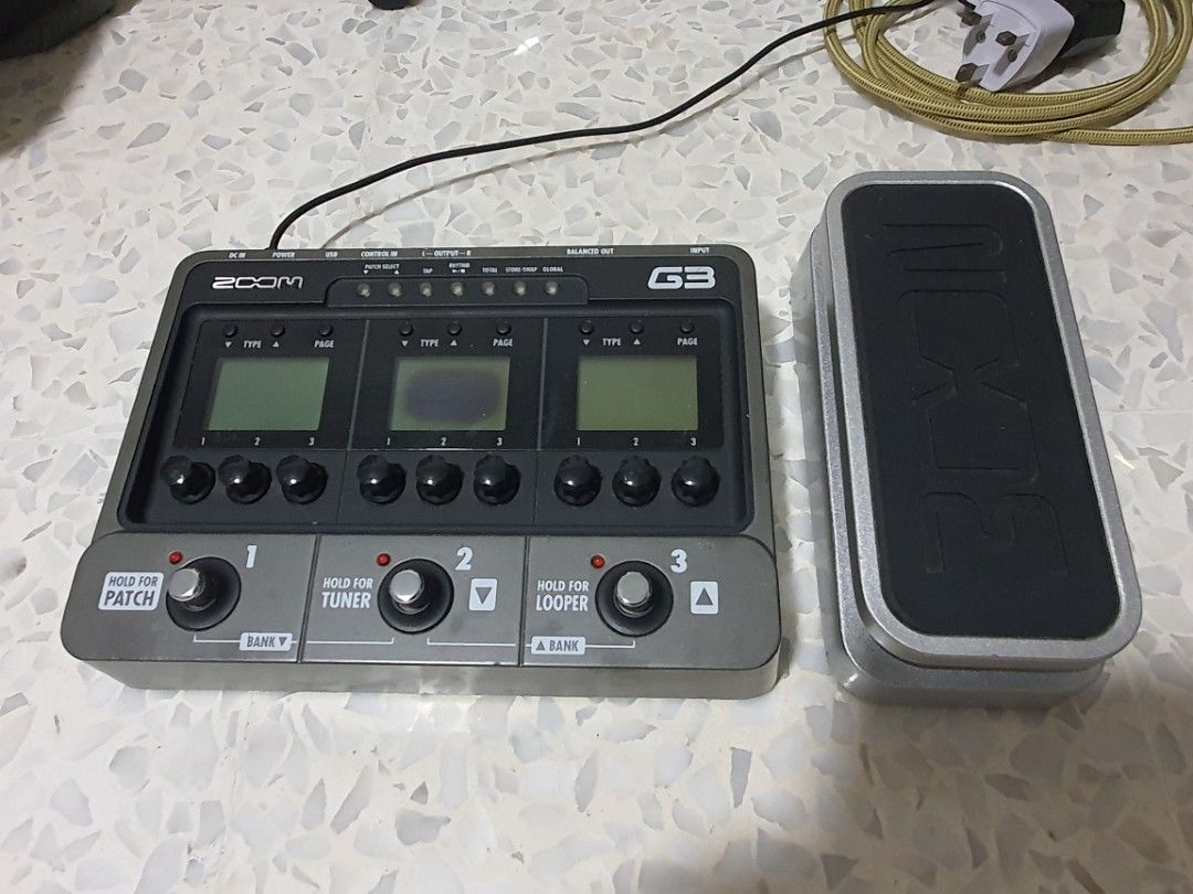FSOT: Zoom G3 guitar multi effects, Hobbies & Toys, Music & Media ...