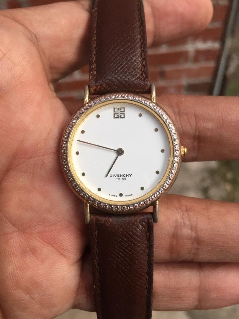 GIVENCHY PARIS - Swiss Made -, Men's Fashion, Watches & Accessories ...