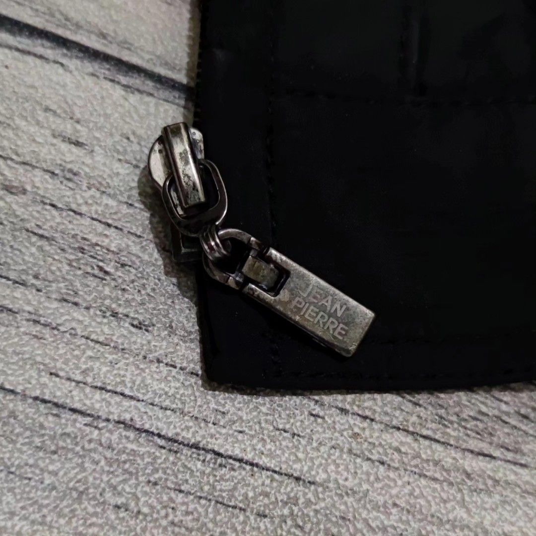 Jean Pierre Jacket, Fesyen Pria, Pakaian , Baju Luaran di Carousell