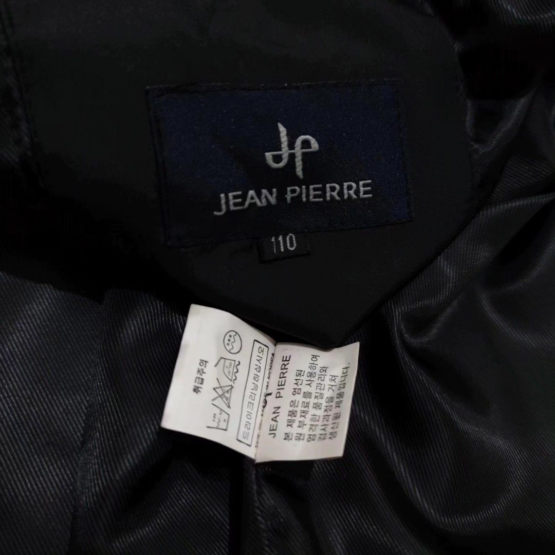 Jean Pierre Jacket, Fesyen Pria, Pakaian , Baju Luaran di Carousell