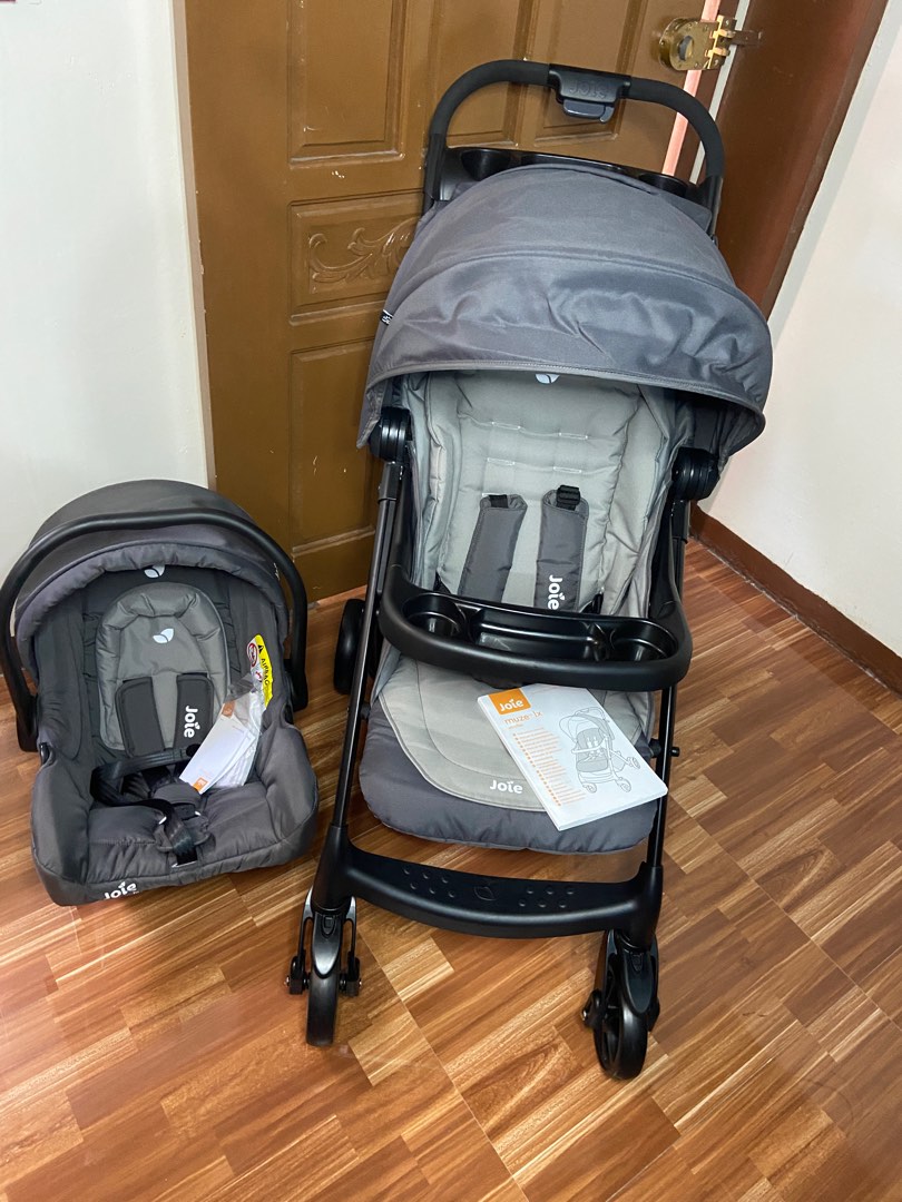 Joie Muze LX Stroller With Carseat Carrier/Rocker, Babies & Kids, Going ...
