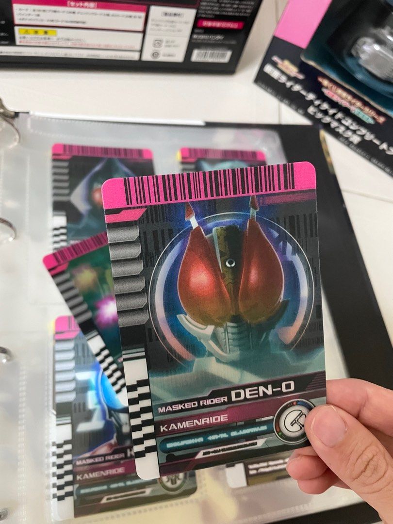KAMEN RIDER DECADE SET (Head Bust 1/2 Size & Rider Collection Cards ...