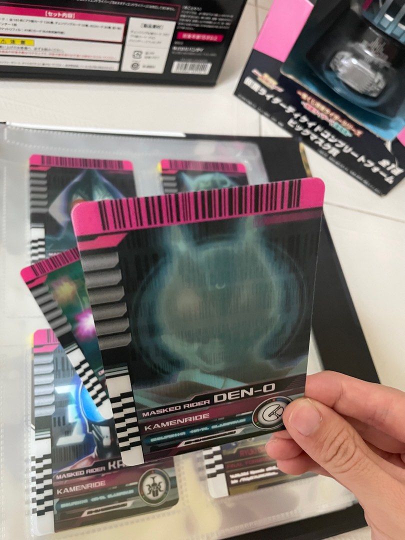 KAMEN RIDER DECADE SET (Head Bust 1/2 Size & Rider Collection Cards ...