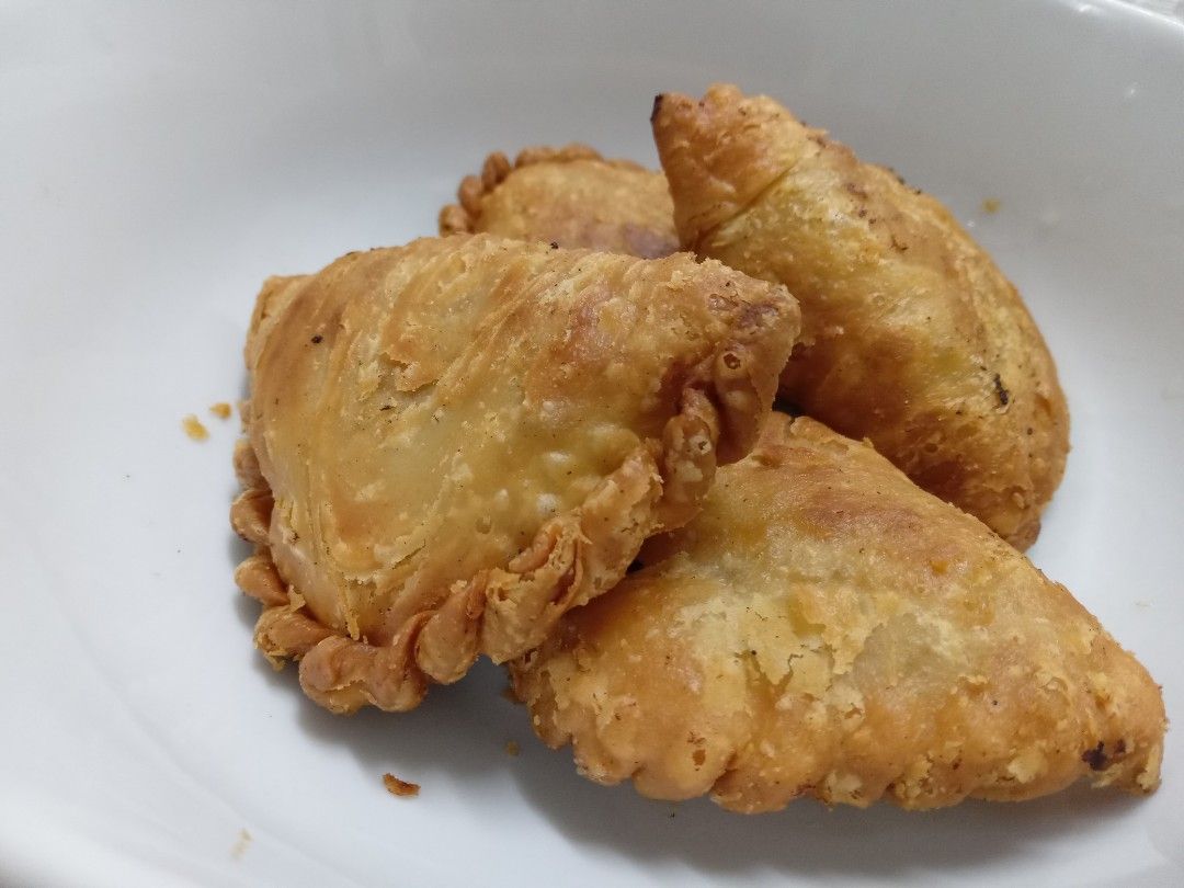 Karipap frozen, Food & Drinks, Local Eats on Carousell