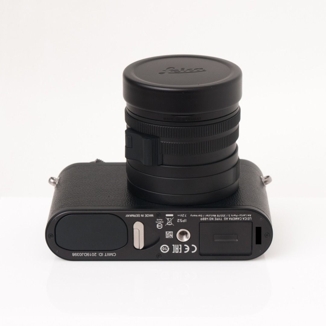 Leica Q2 Mono Monochrom (19055) Q2M, 攝影器材, 攝影配件, 其他攝影配件 - Carousell