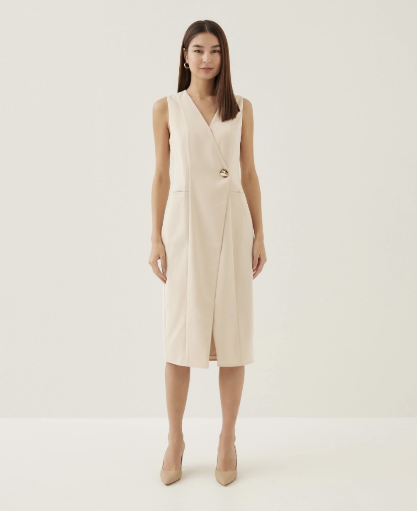 Love Bonito Luci Tailored Column Midi Dress, Women's Fashion, Dresses ...