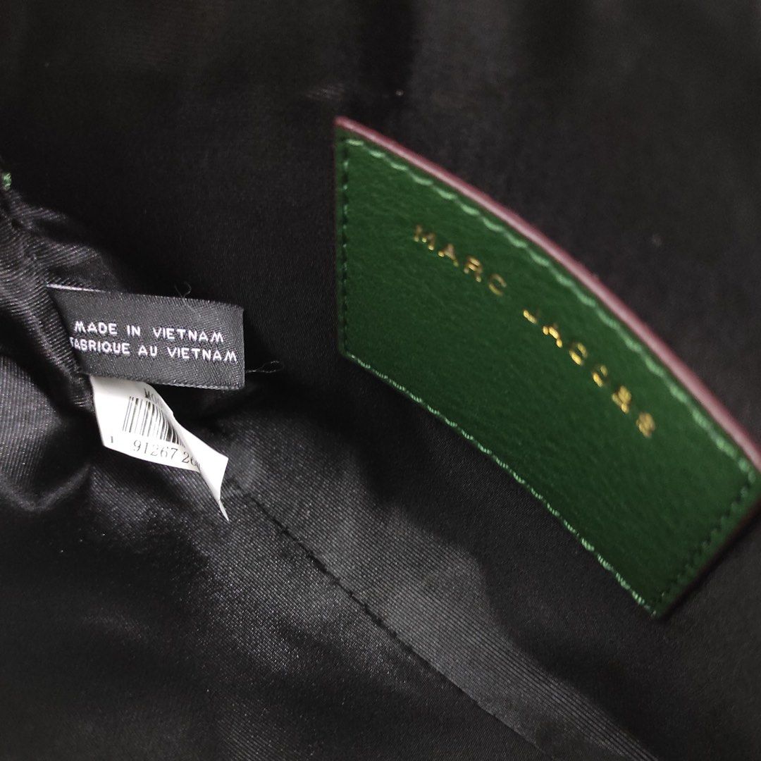 MARC JACOBS The Shutter crossbody sling, Women's Fashion, Bags ...