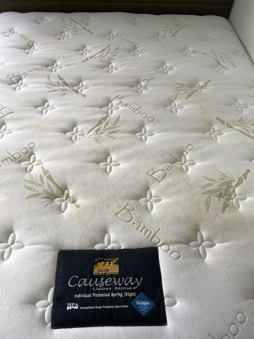 MaxCoil Queen Size Mattress, Furniture & Home Living, Furniture, Bed ...
