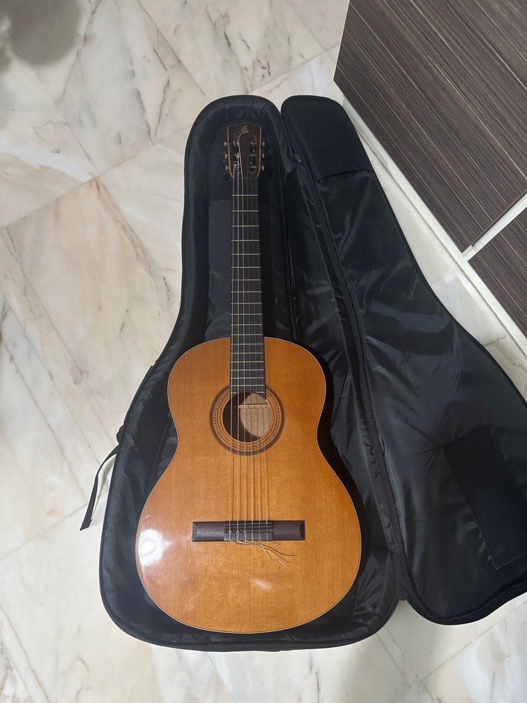 Merida Custom Classical Guitar, Hobbies & Toys, Music & Media, Musical ...