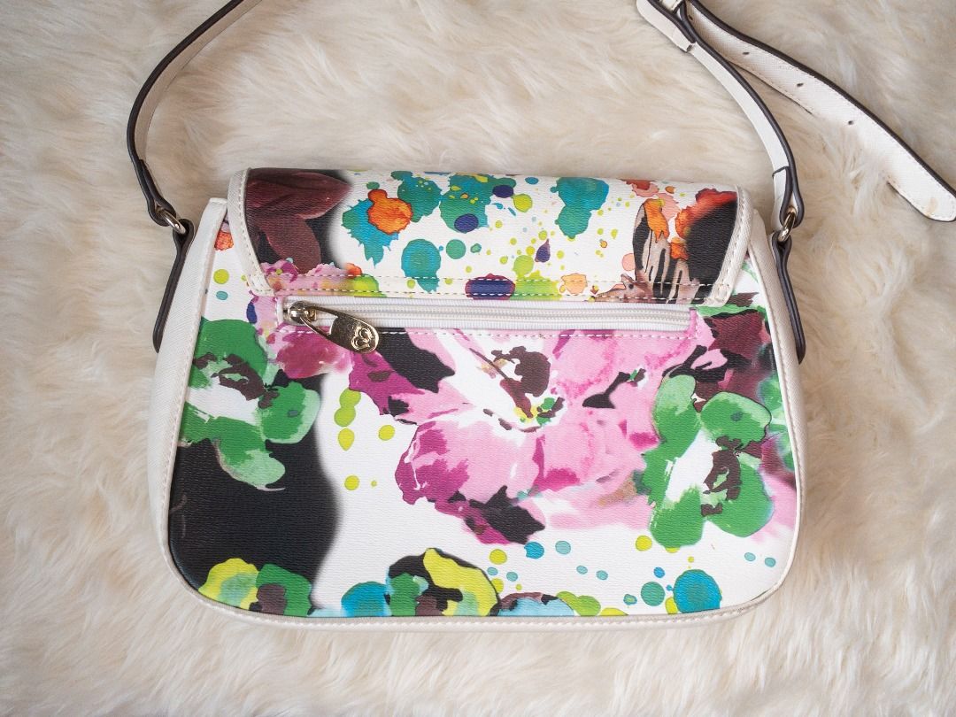 Michaela white floral shoulder bag, Women's Fashion, Bags & Wallets ...