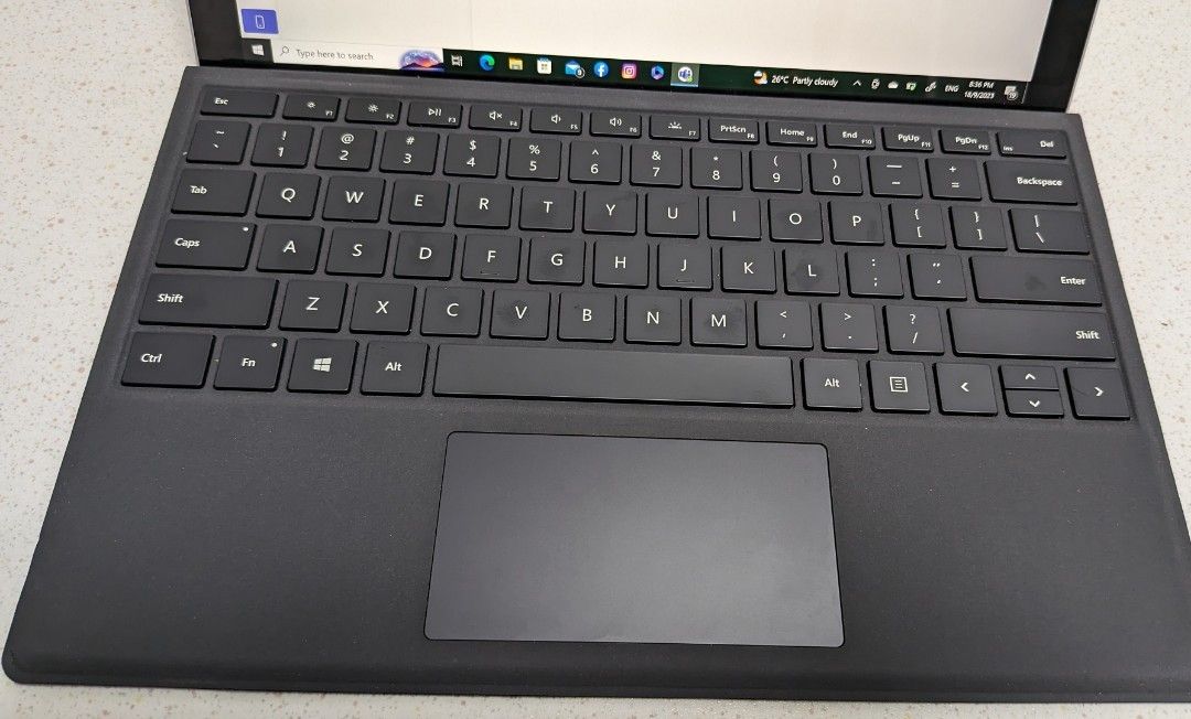 Microsoft Surface Pro (Model 1796), Computers & Tech, Laptops ...