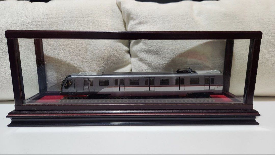 MTR Train Commemorative Model Tung Chung Line 1998, Hobbies & Toys ...