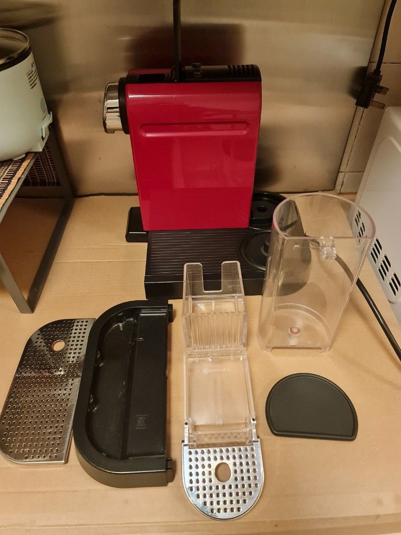 Nespresso Citiz C120 coffee machine Bright Red, TV & Home Appliances ...