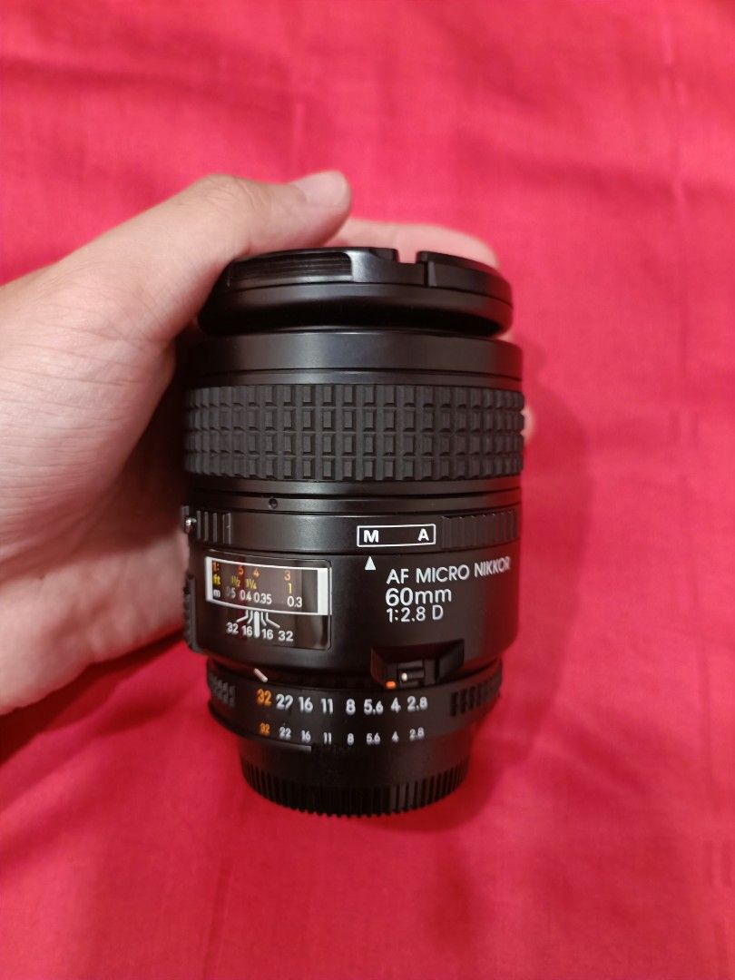 Nikon af micro nikkor 60mm 1:2.8D, Photography, Lens & Kits on Carousell