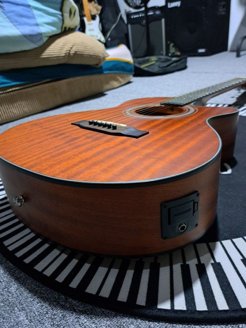 Original Fernando Acoustic Guitar of-sapele model, Hobbies & Toys ...