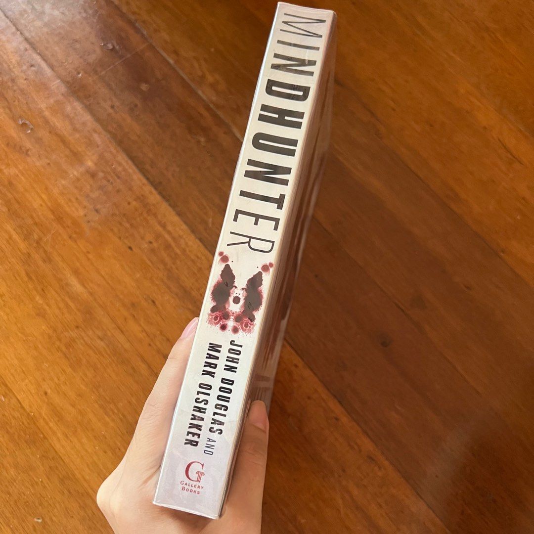 [PB] Mindhunter by John Douglas and Mark Olshaker, Hobbies & Toys ...