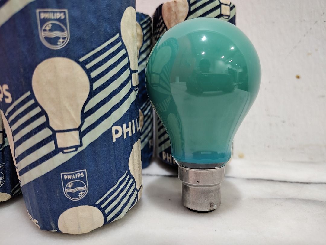 Philips warna colour bulb mentol lampu light lamp vintage antik antique ...
