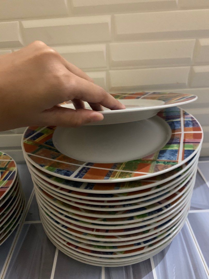 Pinggan makan dan pinggan lauk, Furniture & Home Living, Kitchenware ...