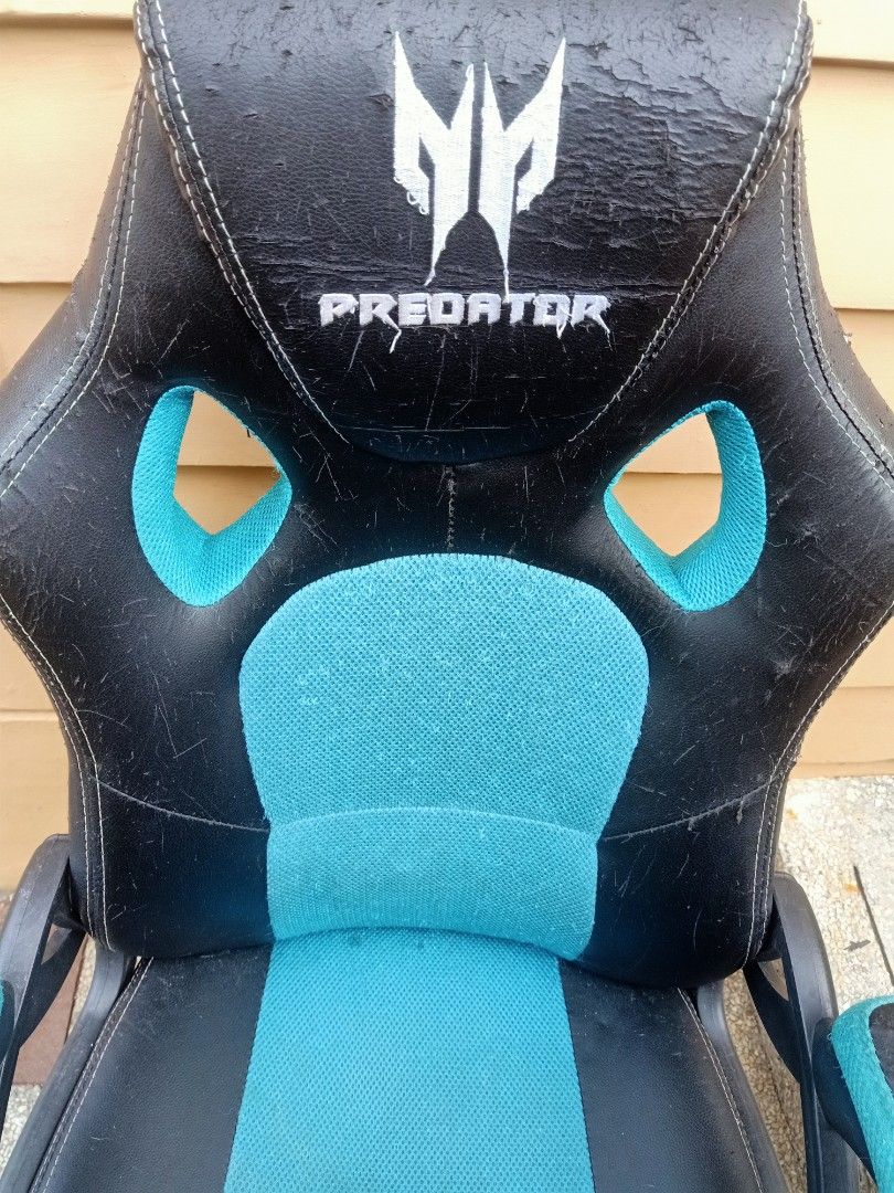 Predator Asus gaming chair, Computers & Tech, Parts & Accessories ...