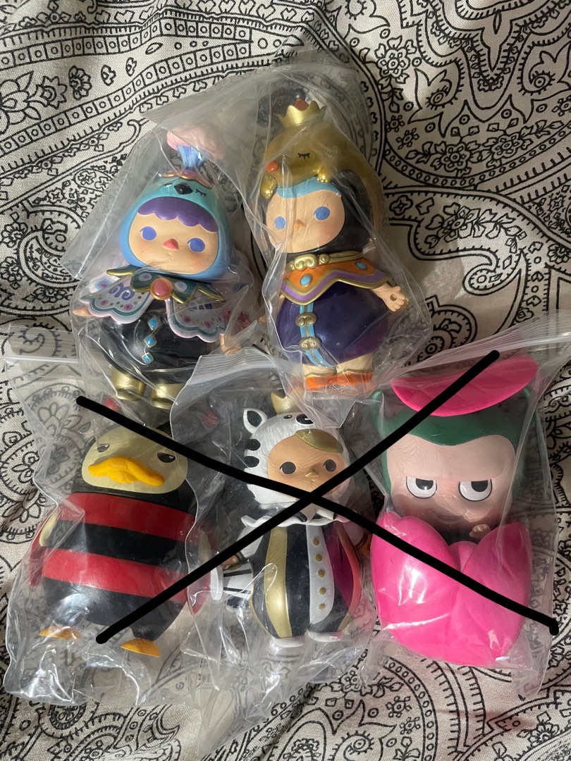 Pucky labubu popmart, 興趣及遊戲, 玩具 & 遊戲類 - Carousell