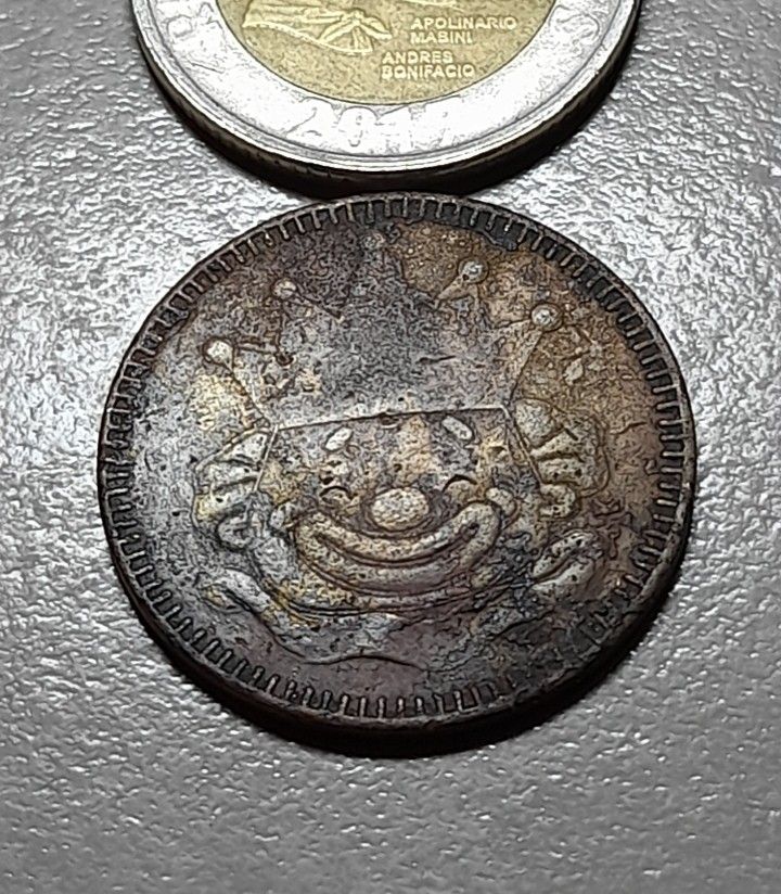 Rare 'king of clowns' token (RWM), Hobbies & Toys, Memorabilia ...