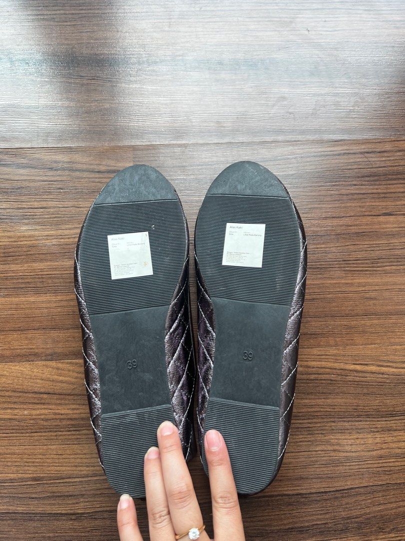 Sepatu Little Things She Needs Warna Ungu Metalic, Fesyen Wanita ...