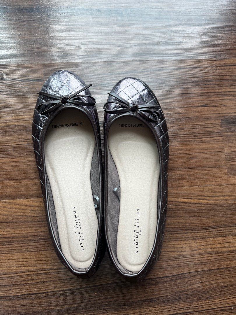 Sepatu Little Things She Needs Warna Ungu Metalic, Fesyen Wanita ...