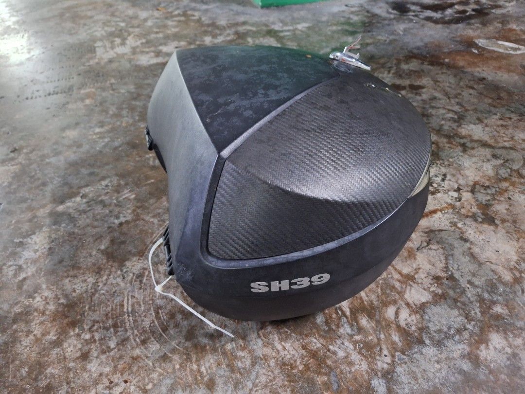 Shad Motorcyce Top Box (39 L), Motorcycles, Motorcycle Accessories on ...