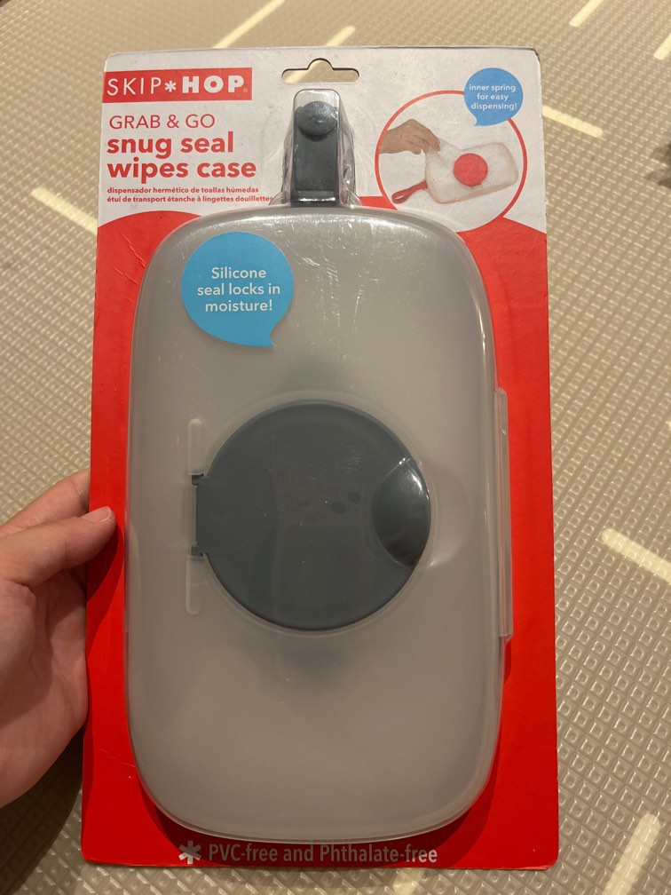 SkipHop Grab&Go Snug Seal Wipes Case, Babies & Kids, Going Out, Other ...