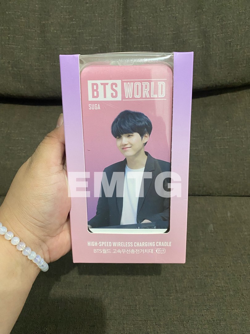 Suga BTS World Wireless Charger, Hobbies & Toys, Memorabilia ...