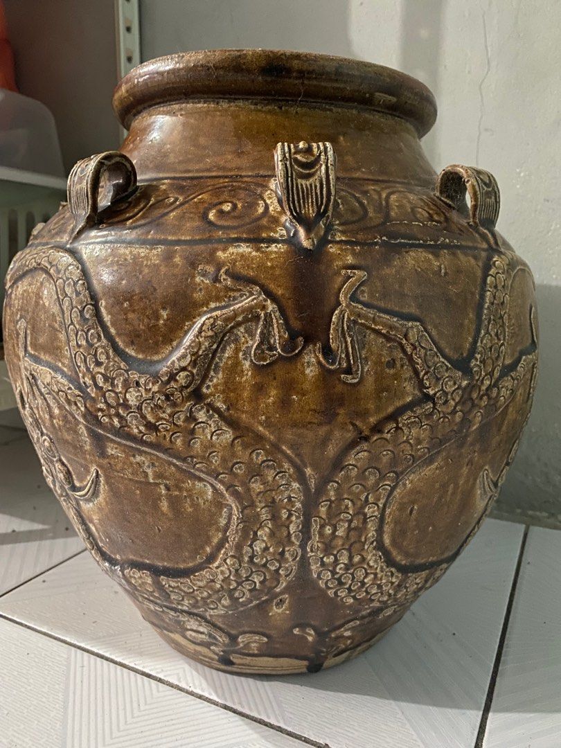 TEMPAYAN ANTIK 100 TAHUN, Furniture & Home Living, Furniture, Other ...