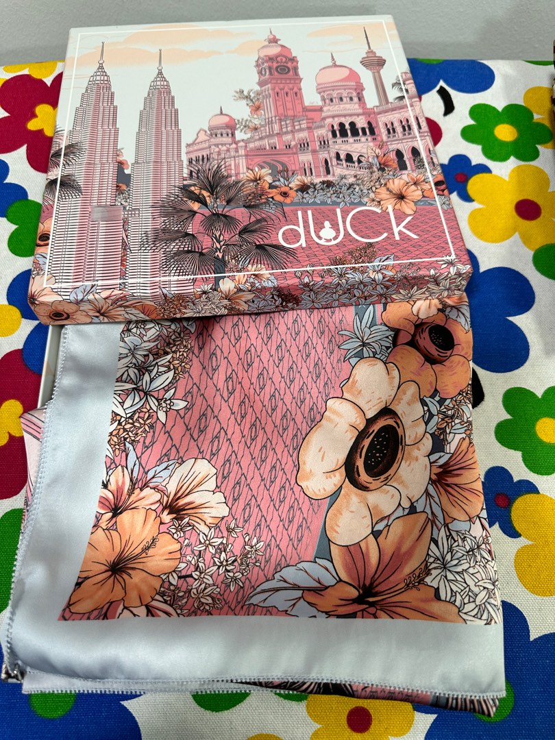 The Malaysia dUCk Shawl - Banjaran, Women's Fashion, Muslimah Fashion ...
