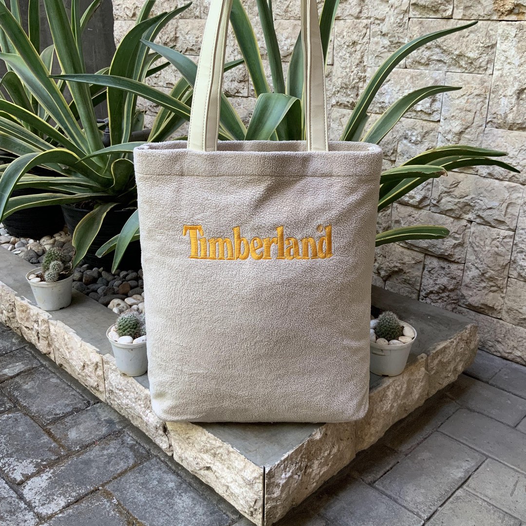 TIMBERLAND FIBREWOL TOTE BAG BEIGE, Fesyen Pria, Tas & Dompet , Lainnya ...
