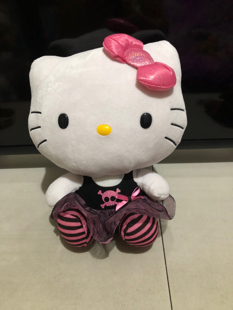 Ty Medium 11” Hello Kitty Plush, Hobbies & Toys, Toys & Games on Carousell