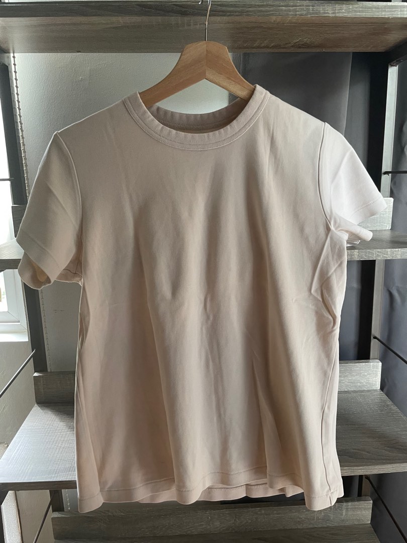 Uniqlo cream crew neck XL, Women's Fashion, Tops, Shirts on Carousell