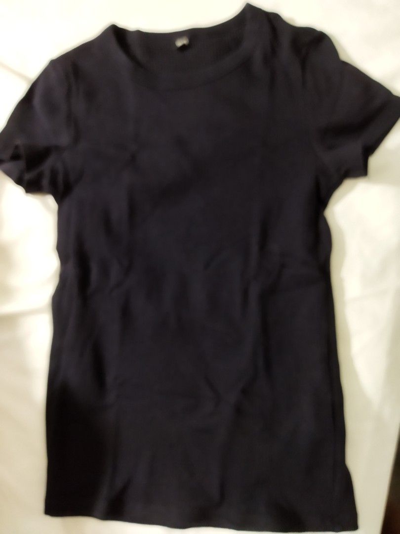 Uniqlo ribbed tees, Women's Fashion, Tops, Blouses on Carousell