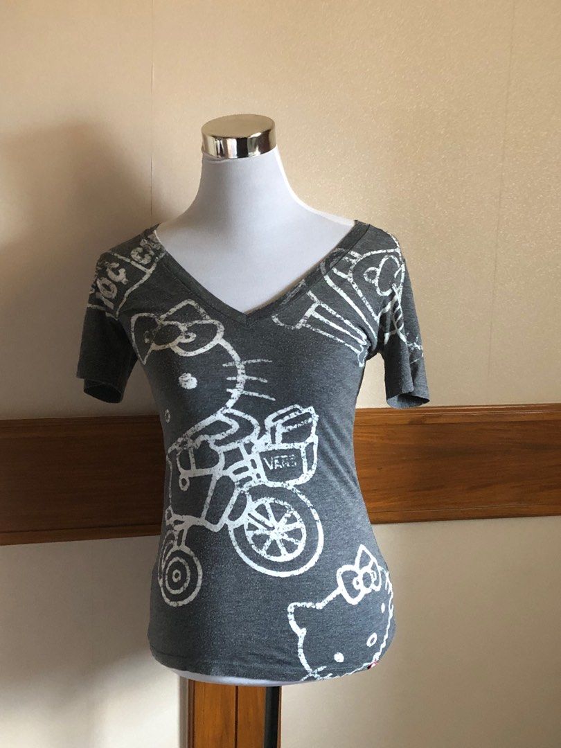 VANS HELLO KITTY body fit body hugging shirt top - y2k, acubi, Women's ...