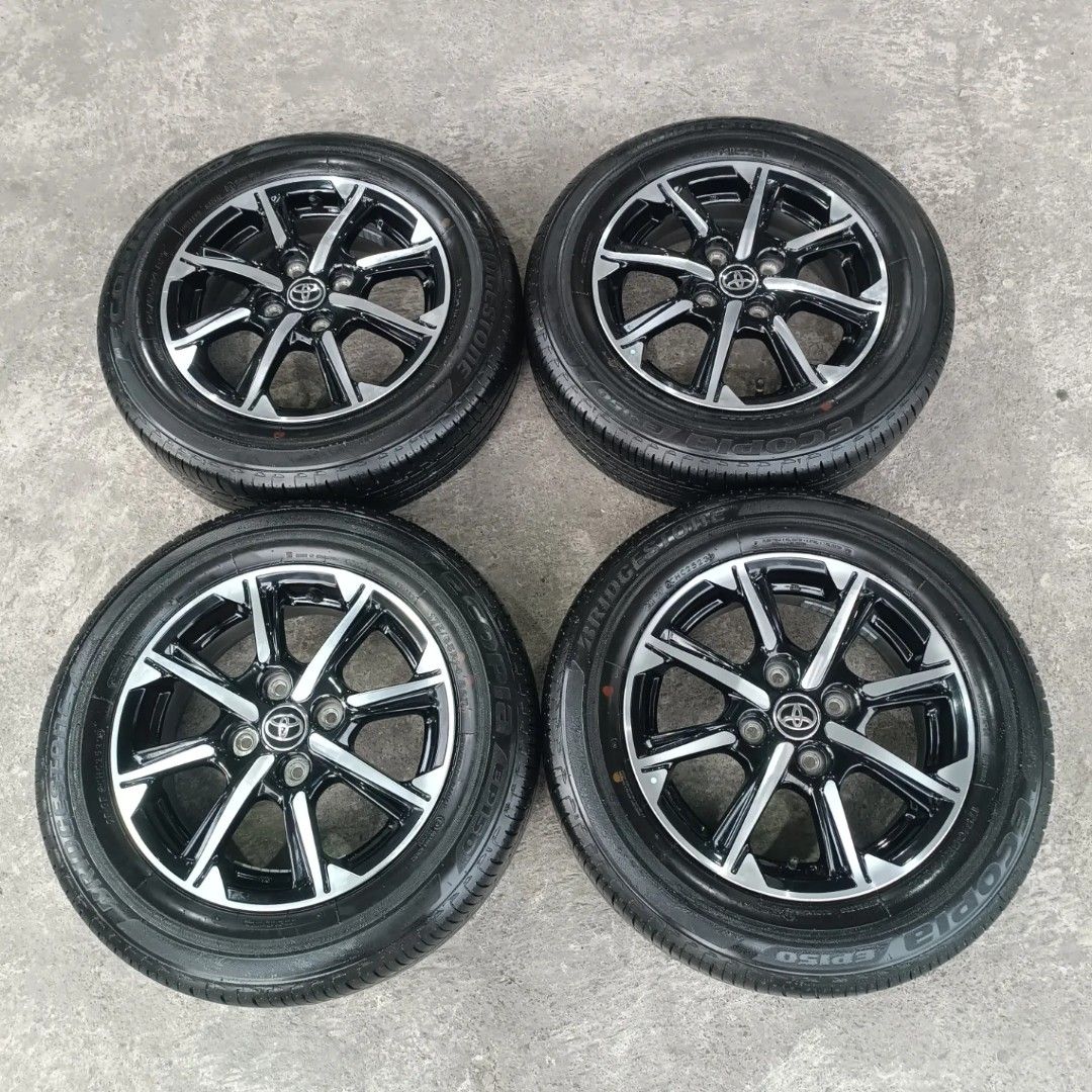 Velg Mobil original toyota calya, Aksesoris Mobil di Carousell