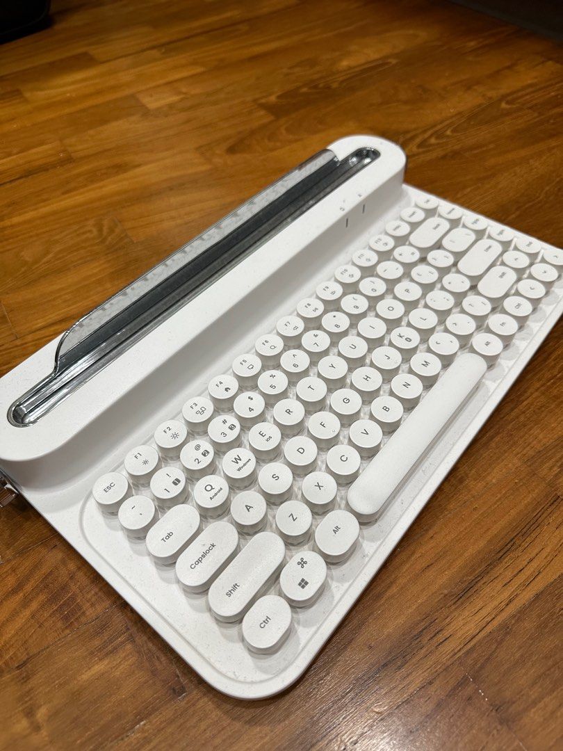 Yunzii Actto Retro Mini Keyboard B303 Snow White, Computers & Tech, Parts & Accessories ...