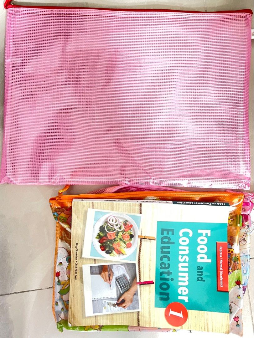 FREE zipper folders files for paper worksheet school, Hobbies & Toys ...