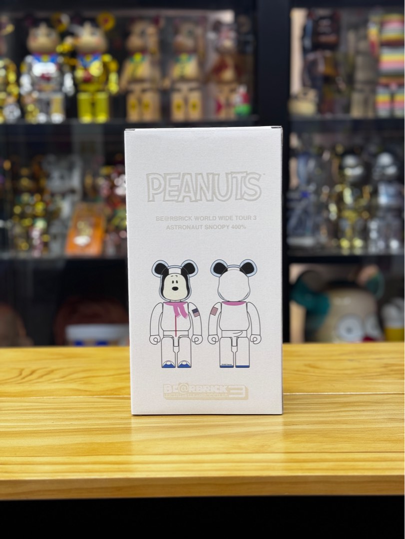 現貨100% & 400% / 1000% BE@RBRICK Astronaut Snoopy Bearbrick, 興趣及遊戲, 玩具 ...