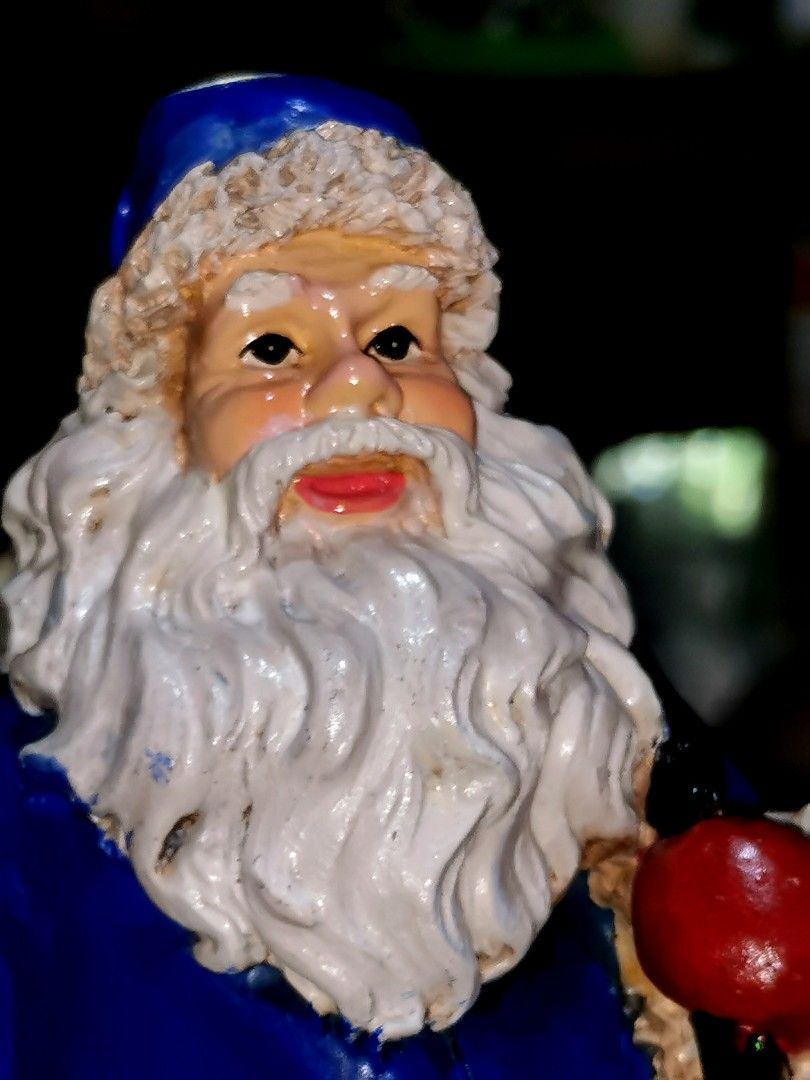 11 inch Santa with 13 inch lighted in, Hobbies & Toys, Memorabilia ...