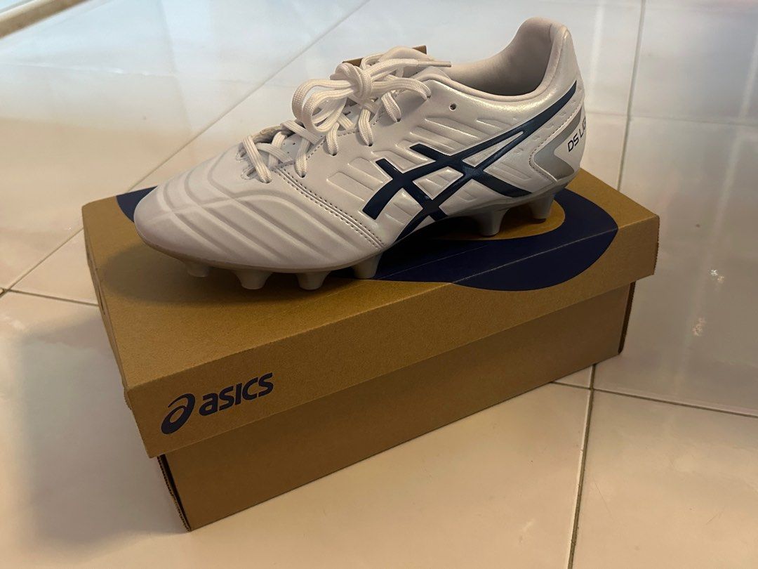 asics DS LIGHT CLUB WIDE frisbee cleats, Sports Equipment, Sports ...