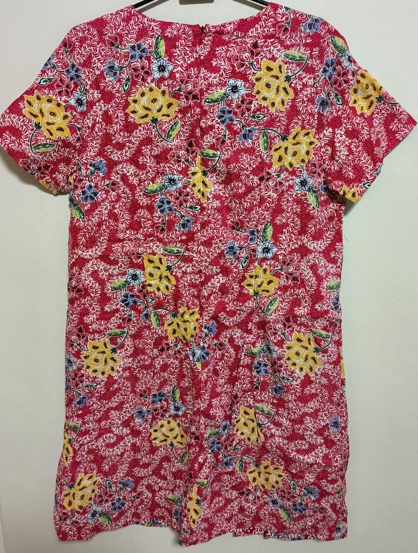 Batik dress (red), Women's Fashion, Dresses & Sets, Dresses on Carousell