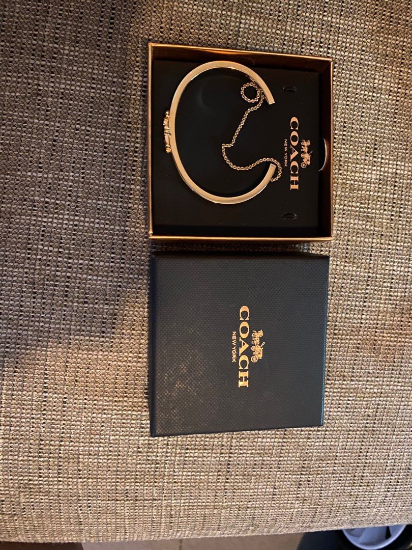 COACH Signature Horse and Carriage Chain Cuff Yellow Gold Bracelet Gift ...