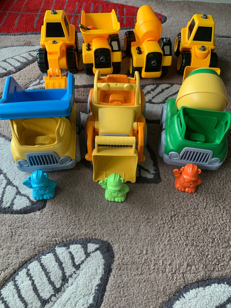 Construction toy cars with screwdriver, Babies & Kids, Infant Playtime ...