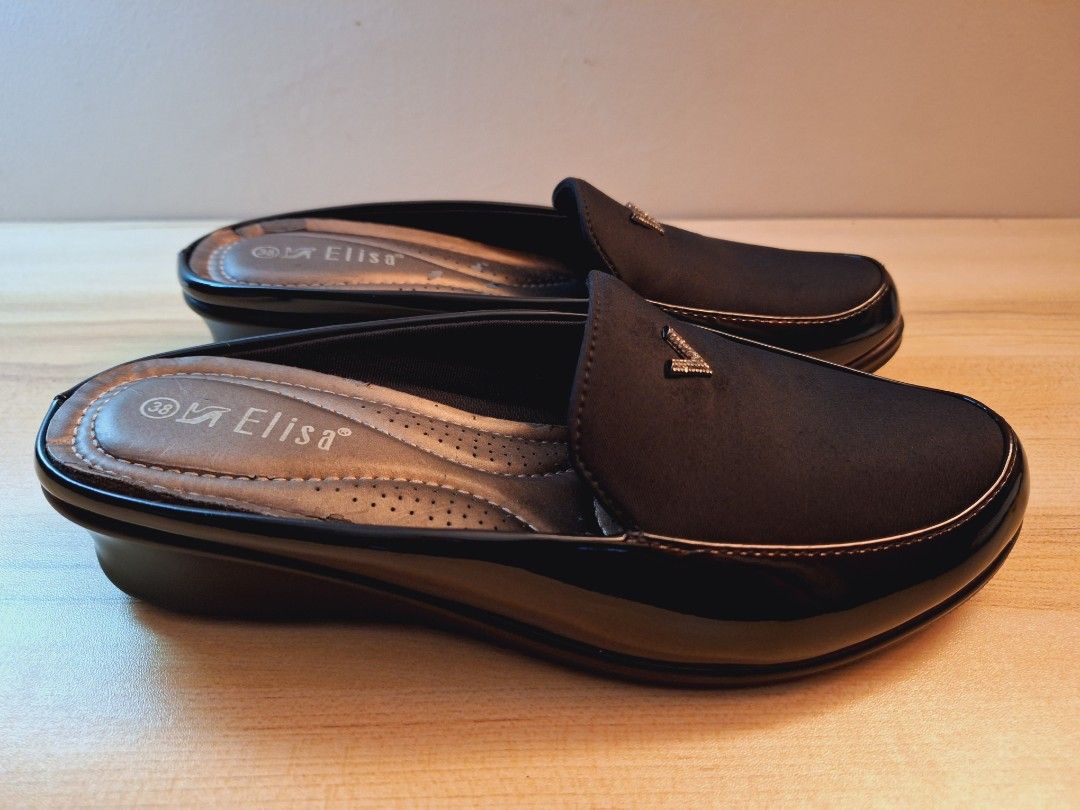 Elisa Women Flat Shoes, Women's Fashion, Footwear, Flats on Carousell