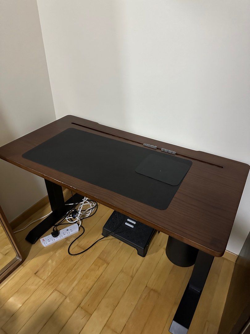 Everdesk adjustable stand up table, Furniture & Home Living, Furniture ...