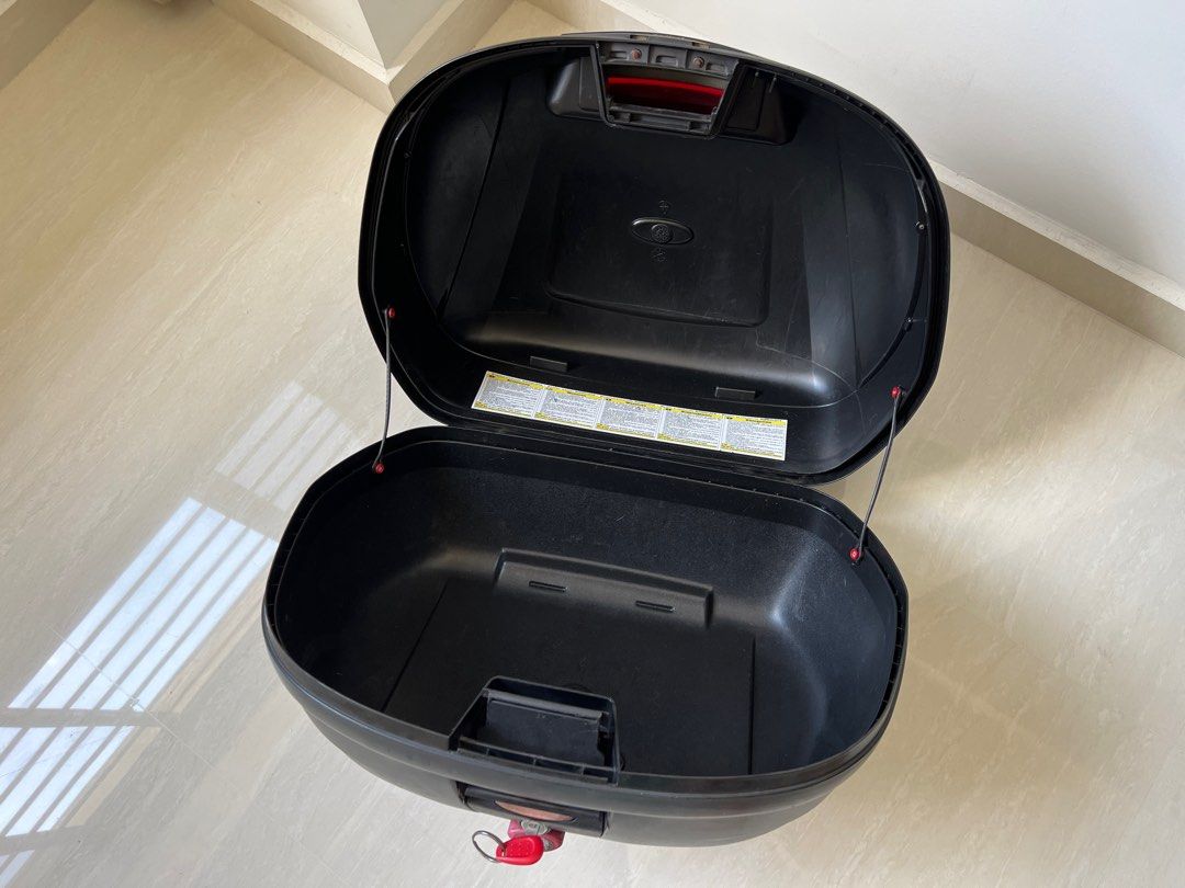 Givi Simply Box 45L, Motorcycles, Motorcycle Accessories on Carousell